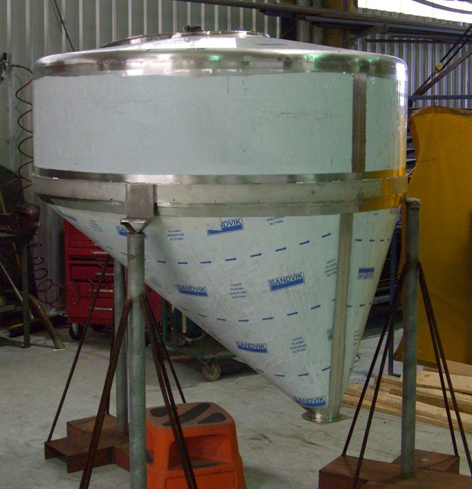 Hoppers & Chutes - Stainless Steel Tanks & Mixers