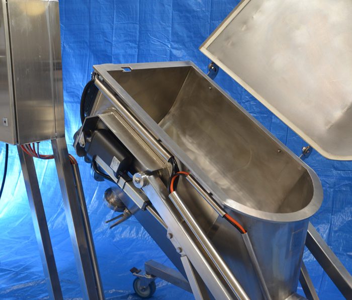 Stingray ASM - Quality Auger Mixers | Stainless Tank and Mix